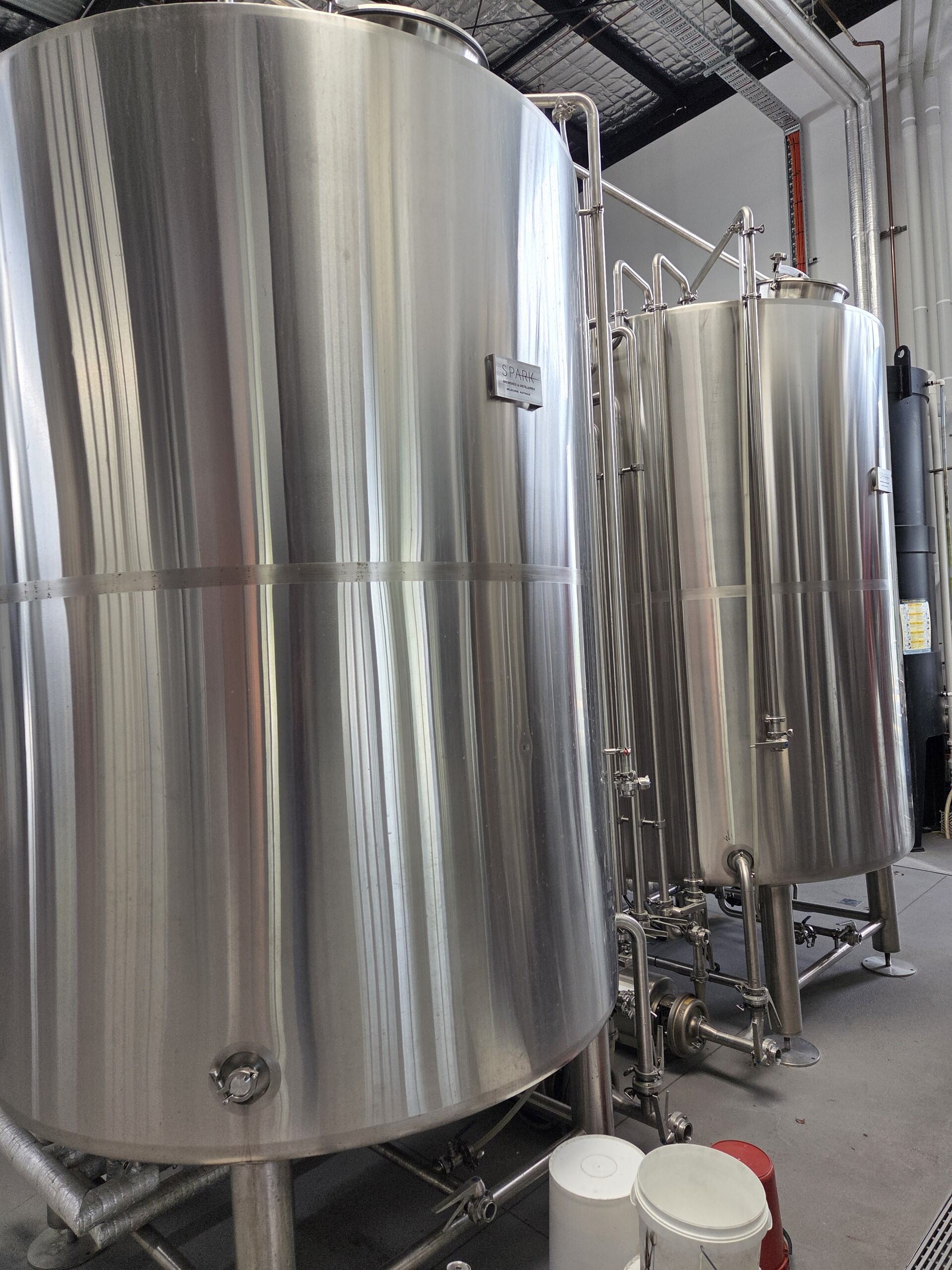 50 hL HOT AND COLD LIQUOR TANKS by SPARK. - Craft Brewing Solutions ...